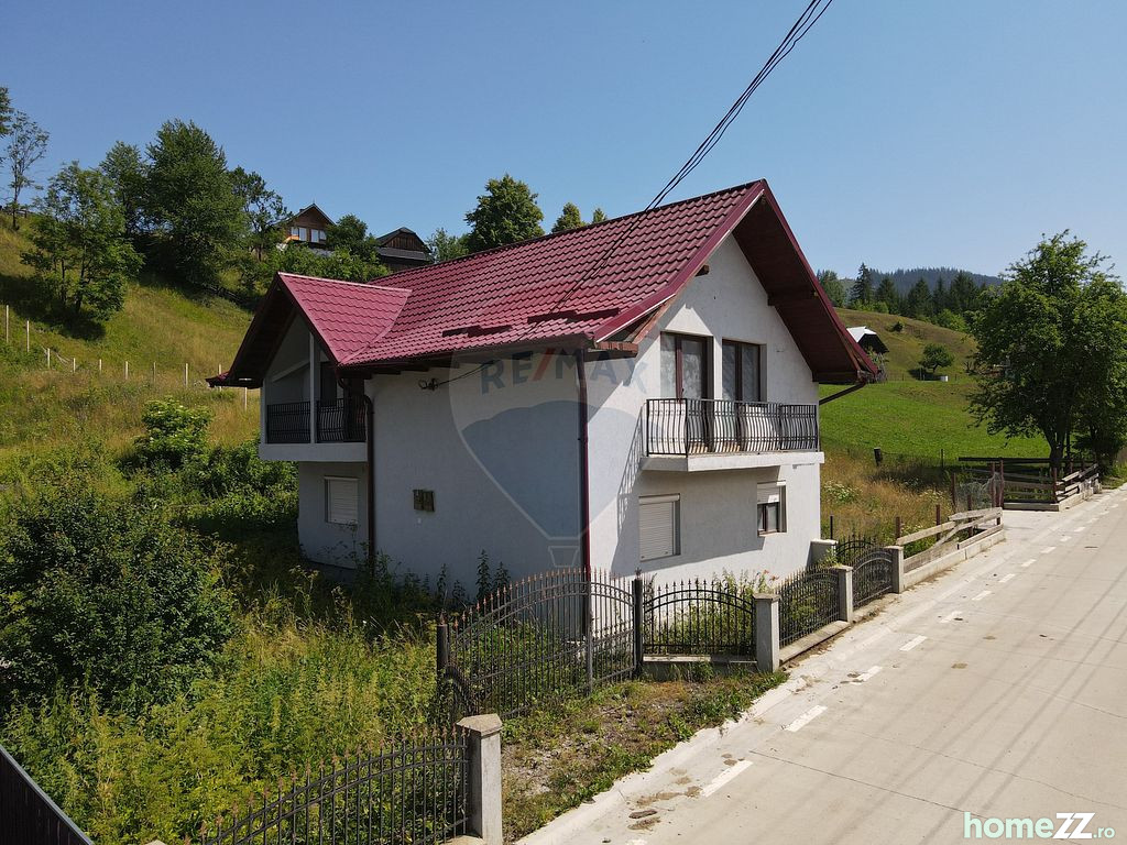 Casa la munte de vanzare Plutonita in Plutonita