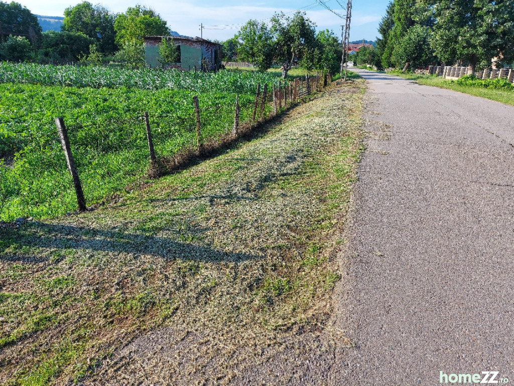 Teren intravilan 2244mp în loc. Roșcani - ideal construcție in Roscani