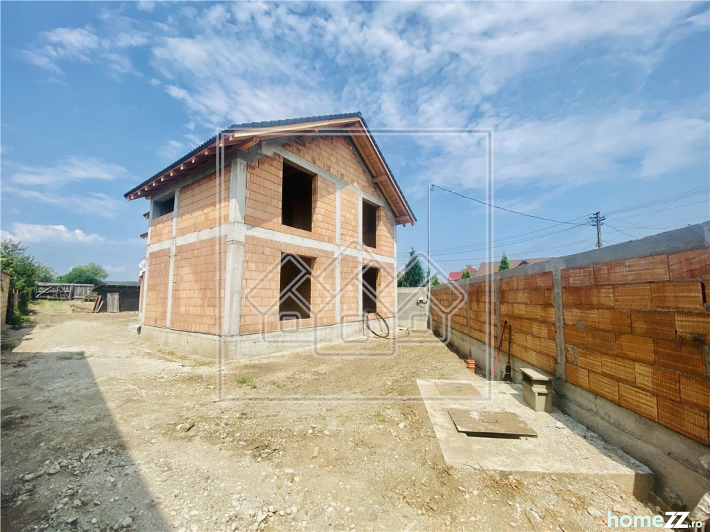 Casa in Vestem - individuala - constructie la rosu, teren 52 in Sibiu