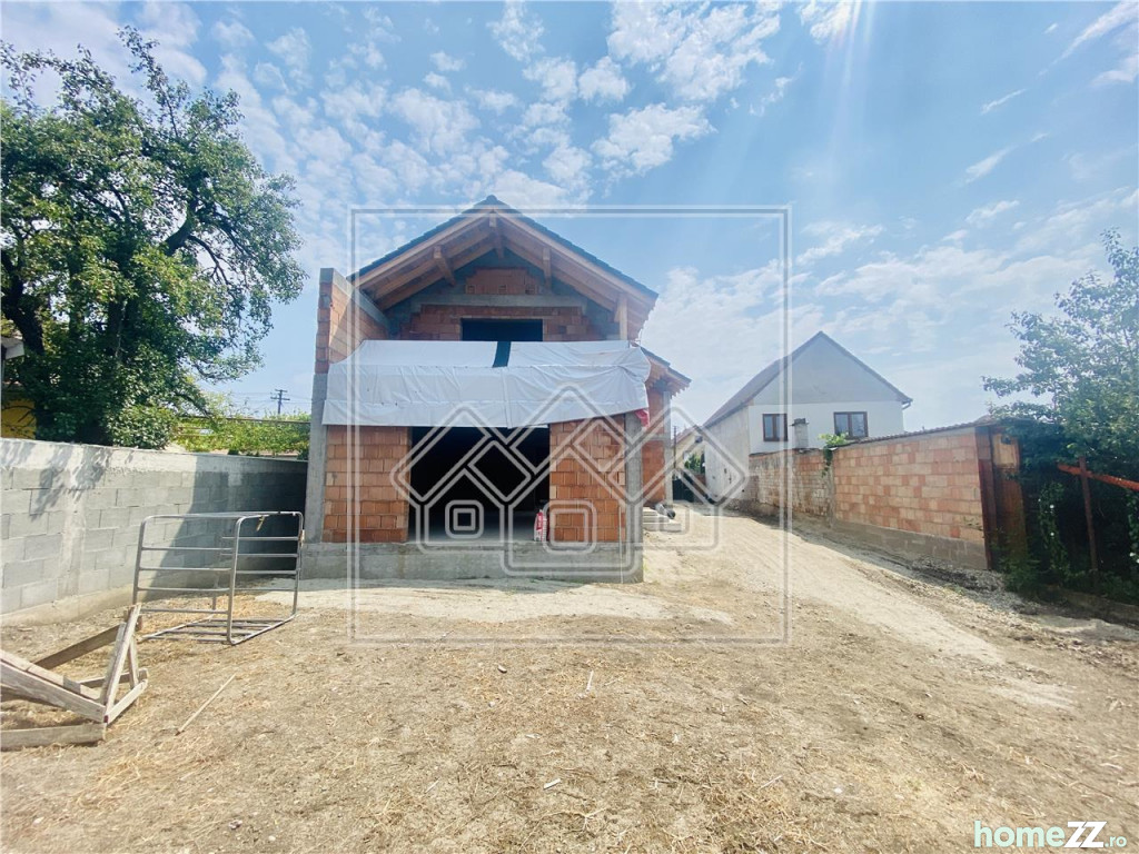 Casa in Vestem - individuala - constructie la rosu, teren 52 in Sibiu
